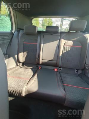 White Volkswagen Golf 2017 in Riga, with an engine capacity of 2.00 L and mileage of 102 thousand km for 16800 €, photo 8 on AUTOMOTO.COM.LV