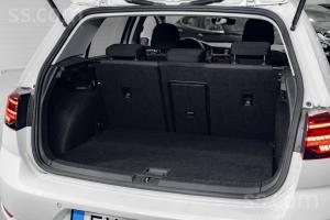 White Volkswagen Golf 2018 in Riga, with an engine capacity of 1.40 L and mileage of 88 thousand km for 13590 €, photo 10 on AUTOMOTO.COM.LV