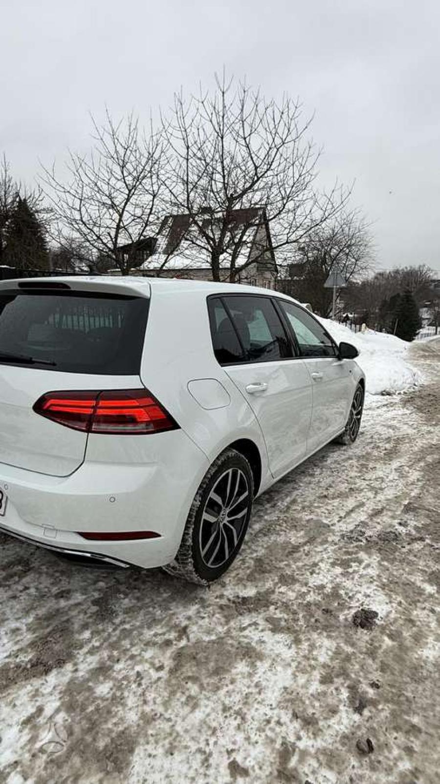 Balts Volkswagen Golf 2018 Kauņa, ar dzinēja tilpumu 1.60 L un nobraukumu 115 tūkst. km par 13300 €, foto 9 vietnē AUTOMOTO.COM.LV