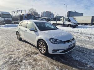 White Volkswagen Golf 2018 in Vilnius, with an engine capacity of 1.40 L and mileage of 193 thousand km for 9000 €, photo 7 on AUTOMOTO.COM.LV