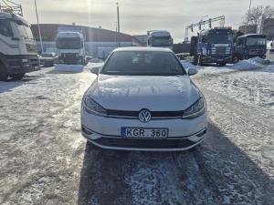 White Volkswagen Golf 2018 in Vilnius, with an engine capacity of 1.40 L and mileage of 193 thousand km for 9000 €, photo 8 on AUTOMOTO.COM.LV