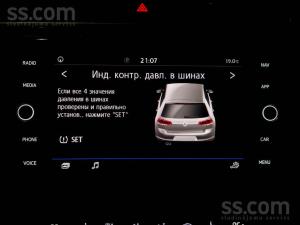 White Volkswagen Golf 2018 in Riga, with an engine capacity of 1.60 L and mileage of 168 thousand km for 10450 €, photo 17 on AUTOMOTO.COM.LV