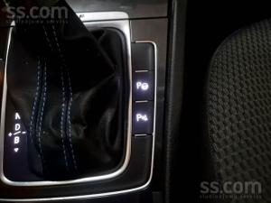White Volkswagen Golf 2018 in Riga, with an engine capacity of 1.60 L and mileage of 168 thousand km for 10450 €, photo 19 on AUTOMOTO.COM.LV
