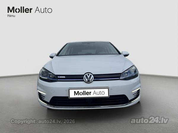 White Volkswagen Golf 2018 in Parnu, with an engine capacity of 0.00 L and mileage of 181 thousand km for 9990 €, photo 2 on AUTOMOTO.COM.LV
