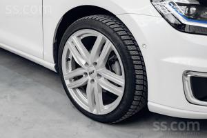 Balts Volkswagen Golf 2018 Rīga, ar dzinēja tilpumu 1.40 L un nobraukumu 88 tūkst. km par 12900 €, foto 6 vietnē AUTOMOTO.COM.LV