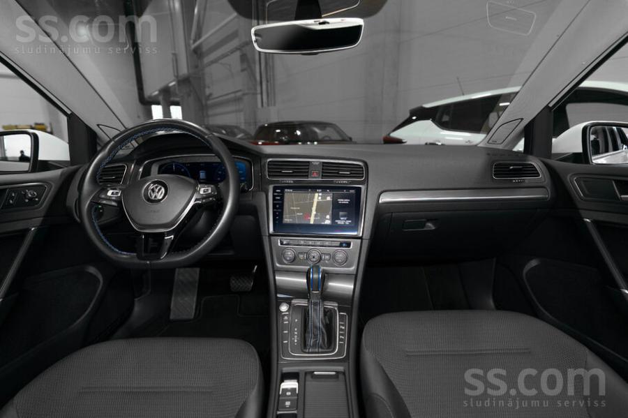 Balts Volkswagen Golf 2018 Rīga, ar dzinēja tilpumu 1.40 L un nobraukumu 88 tūkst. km par 12900 €, foto 13 vietnē AUTOMOTO.COM.LV