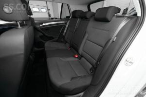 Balts Volkswagen Golf 2018 Rīga, ar dzinēja tilpumu 1.40 L un nobraukumu 88 tūkst. km par 12900 €, foto 16 vietnē AUTOMOTO.COM.LV
