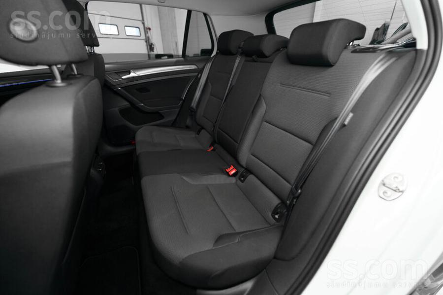Balts Volkswagen Golf 2018 Rīga, ar dzinēja tilpumu 1.40 L un nobraukumu 88 tūkst. km par 12900 €, foto 16 vietnē AUTOMOTO.COM.LV