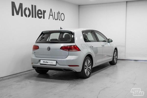 Balts Volkswagen Golf 2018 Viļņa, ar dzinēja tilpumu 0.00 L un nobraukumu 81 tūkst. km par 12900 €, foto 3 vietnē AUTOMOTO.COM.LV