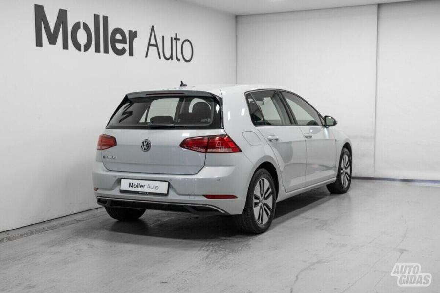 Balts Volkswagen Golf 2018 Viļņa, ar dzinēja tilpumu 0.00 L un nobraukumu 81 tūkst. km par 12900 €, foto 4 vietnē AUTOMOTO.COM.LV