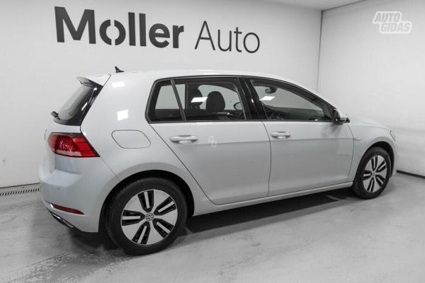 Balts Volkswagen Golf 2018 Viļņa, ar dzinēja tilpumu 0.00 L un nobraukumu 81 tūkst. km par 12900 €, foto 4 vietnē AUTOMOTO.COM.LV