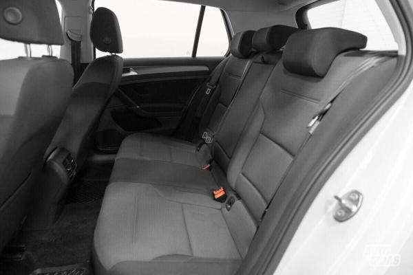 Balts Volkswagen Golf 2018 Viļņa, ar dzinēja tilpumu 0.00 L un nobraukumu 81 tūkst. km par 12900 €, foto 6 vietnē AUTOMOTO.COM.LV