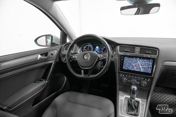 Balts Volkswagen Golf 2018 Viļņa, ar dzinēja tilpumu 0.00 L un nobraukumu 81 tūkst. km par 12900 €, foto 10 vietnē AUTOMOTO.COM.LV