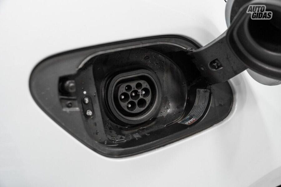 Balts Volkswagen Golf 2018 Viļņa, ar dzinēja tilpumu 0.00 L un nobraukumu 81 tūkst. km par 12900 €, foto 21 vietnē AUTOMOTO.COM.LV