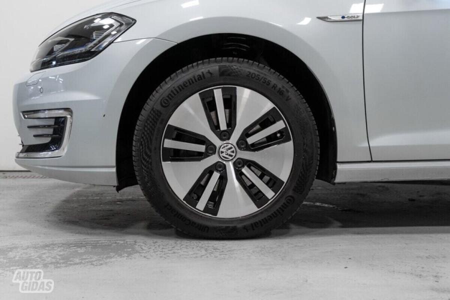 Balts Volkswagen Golf 2018 Viļņa, ar dzinēja tilpumu 0.00 L un nobraukumu 81 tūkst. km par 12900 €, foto 22 vietnē AUTOMOTO.COM.LV