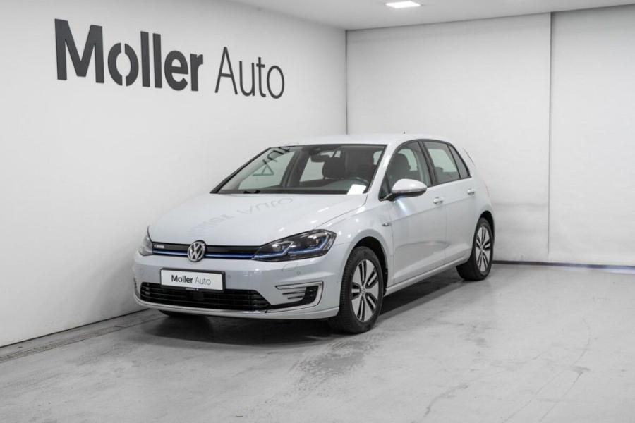 Balts Volkswagen Golf 2018 Viļņa, ar dzinēja tilpumu 0.00 L un nobraukumu 81 tūkst. km par 12900 €, foto 4 vietnē AUTOMOTO.COM.LV
