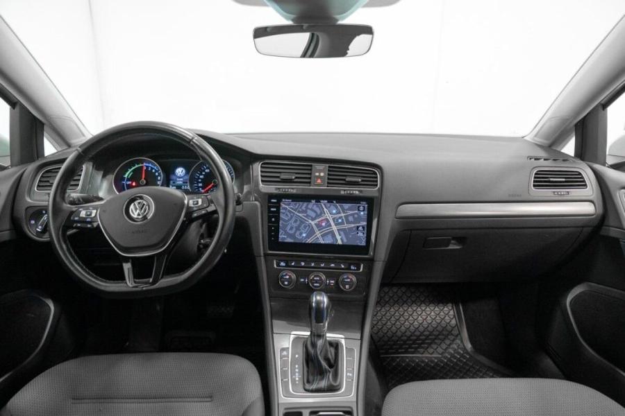 Balts Volkswagen Golf 2018 Viļņa, ar dzinēja tilpumu 0.00 L un nobraukumu 81 tūkst. km par 12900 €, foto 12 vietnē AUTOMOTO.COM.LV