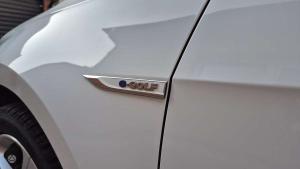 White Volkswagen Golf 2018 in Marijampole, with an engine capacity of 0.00 L and mileage of 210 thousand km for 9500 €, photo 15 on AUTOMOTO.COM.LV