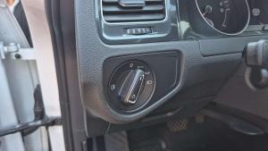 White Volkswagen Golf 2018 in Marijampole, with an engine capacity of 0.00 L and mileage of 210 thousand km for 9500 €, photo 24 on AUTOMOTO.COM.LV