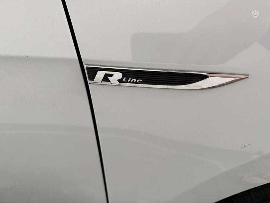 Balts Volkswagen Golf 2018 Kauņa, ar dzinēja tilpumu 1.60 L un nobraukumu 100 tūkst. km par 13500 €, foto 4 vietnē AUTOMOTO.COM.LV