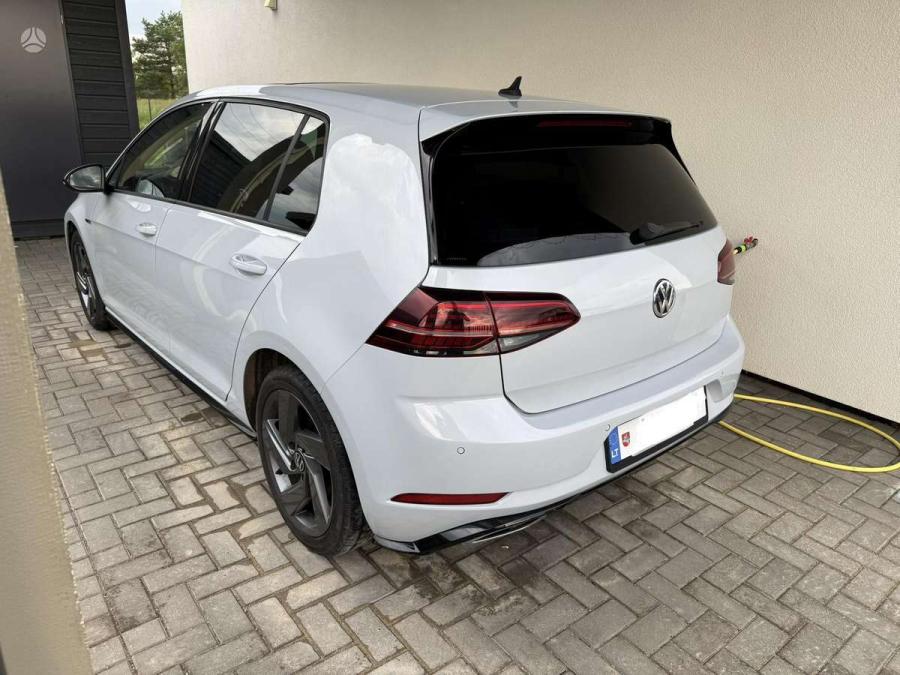 Balts Volkswagen Golf 2018 Kauņa, ar dzinēja tilpumu 1.60 L un nobraukumu 100 tūkst. km par 13500 €, foto 7 vietnē AUTOMOTO.COM.LV