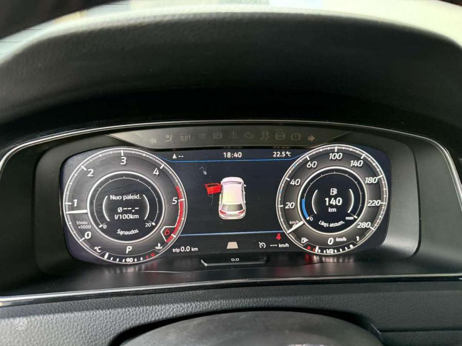 Balts Volkswagen Golf 2018 Kauņa, ar dzinēja tilpumu 1.60 L un nobraukumu 100 tūkst. km par 13500 €, foto 8 vietnē AUTOMOTO.COM.LV