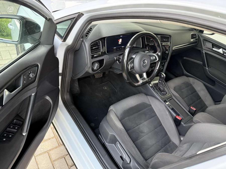 Balts Volkswagen Golf 2018 Kauņa, ar dzinēja tilpumu 1.60 L un nobraukumu 100 tūkst. km par 13500 €, foto 10 vietnē AUTOMOTO.COM.LV