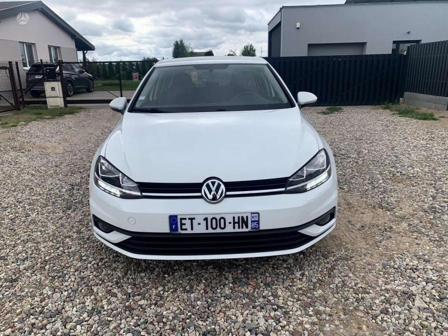 Balts Volkswagen Golf 2018 Viļņa, ar dzinēja tilpumu 1.60 L un nobraukumu 283 tūkst. km par 6250 €, foto 5 vietnē AUTOMOTO.COM.LV