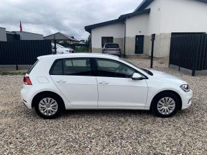 Balts Volkswagen Golf 2018 Viļņa, ar dzinēja tilpumu 1.60 L un nobraukumu 283 tūkst. km par 6250 €, foto 7 vietnē AUTOMOTO.COM.LV