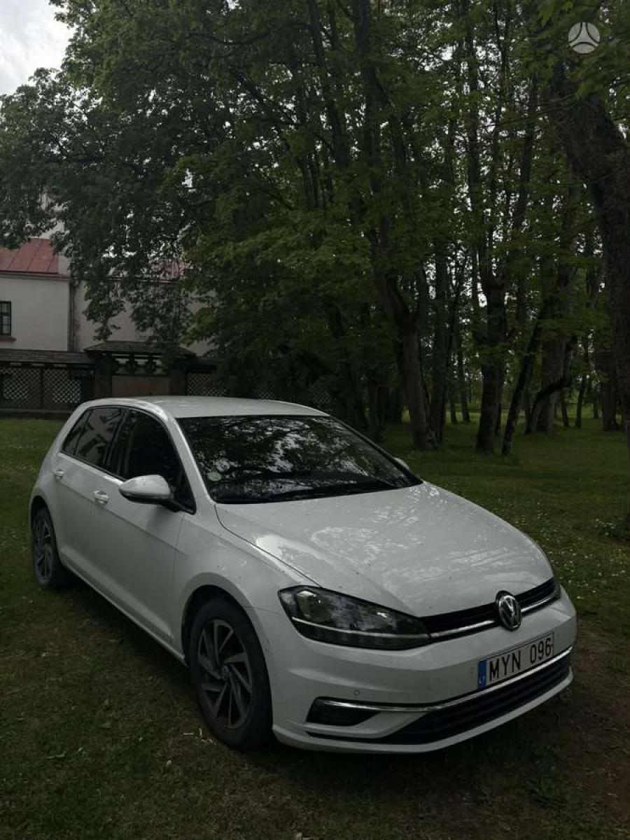 Balts Volkswagen Golf 2018 Rokiškis, ar dzinēja tilpumu 1.60 L un nobraukumu 205 tūkst. km par 11000 €, foto 1 vietnē AUTOMOTO.COM.LV