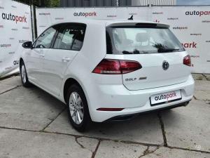 White Volkswagen Golf 2019 in Vilnius, with an engine capacity of 1.00 L and mileage of 160 thousand km for 7900 €, photo 5 on AUTOMOTO.COM.LV