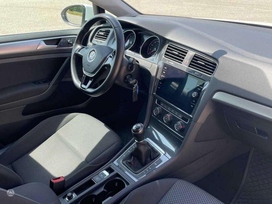Balts Volkswagen Golf 2019 Viļņa, ar dzinēja tilpumu 1.60 L un nobraukumu 171 tūkst. km par 8500 €, foto 9 vietnē AUTOMOTO.COM.LV