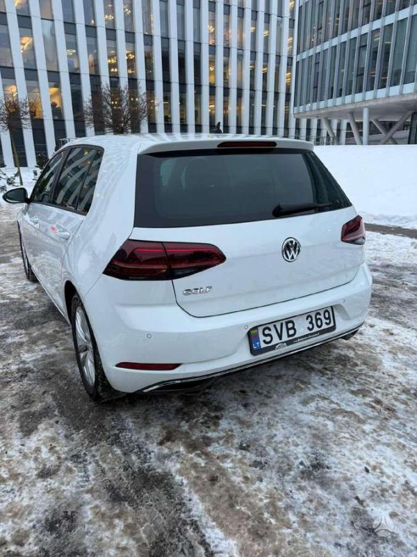 White Volkswagen Golf 2019 in Vilnius, with an engine capacity of 1.50 L and mileage of 138 thousand km for 13000 €, photo 2 on AUTOMOTO.COM.LV