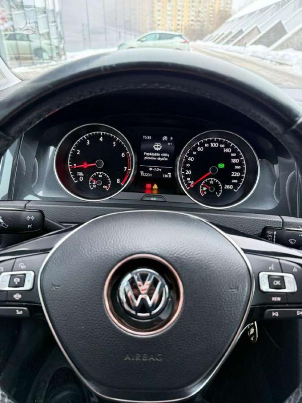 White Volkswagen Golf 2019 in Vilnius, with an engine capacity of 1.50 L and mileage of 153 thousand km for 11800 €, photo 8 on AUTOMOTO.COM.LV