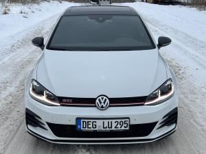 White Volkswagen Golf 2019 in Vilnius, with an engine capacity of 2.00 L and mileage of 65 thousand km for 26000 €, photo 10 on AUTOMOTO.COM.LV