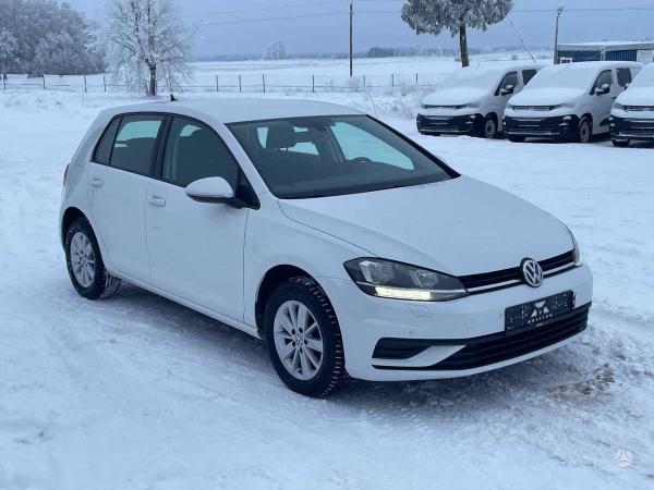 White Volkswagen Golf 2019 in Ukmerge, with an engine capacity of 1.00 L and mileage of 257 thousand km for 8500 €, photo 3 on AUTOMOTO.COM.LV