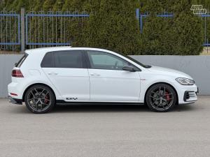 Balts Volkswagen Golf 2019 Viļņa, ar dzinēja tilpumu 2.00 L un nobraukumu 65 tūkst. km par 25000 €, foto 6 vietnē AUTOMOTO.COM.LV