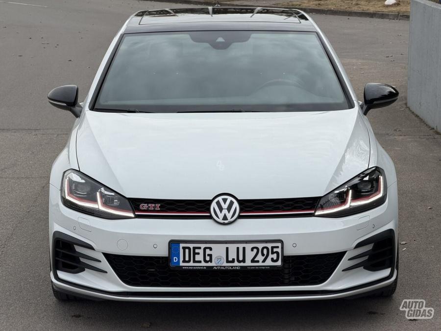 Balts Volkswagen Golf 2019 Viļņa, ar dzinēja tilpumu 2.00 L un nobraukumu 65 tūkst. km par 25000 €, foto 9 vietnē AUTOMOTO.COM.LV