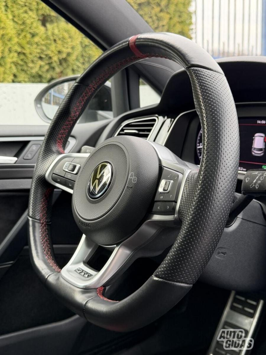 Balts Volkswagen Golf 2019 Viļņa, ar dzinēja tilpumu 2.00 L un nobraukumu 65 tūkst. km par 25000 €, foto 17 vietnē AUTOMOTO.COM.LV