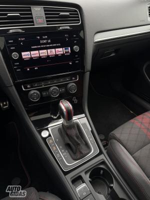 Balts Volkswagen Golf 2019 Viļņa, ar dzinēja tilpumu 2.00 L un nobraukumu 65 tūkst. km par 25000 €, foto 22 vietnē AUTOMOTO.COM.LV