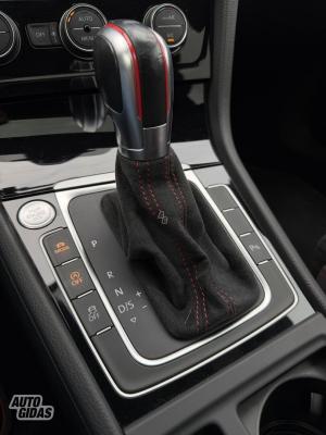 Balts Volkswagen Golf 2019 Viļņa, ar dzinēja tilpumu 2.00 L un nobraukumu 65 tūkst. km par 25000 €, foto 24 vietnē AUTOMOTO.COM.LV
