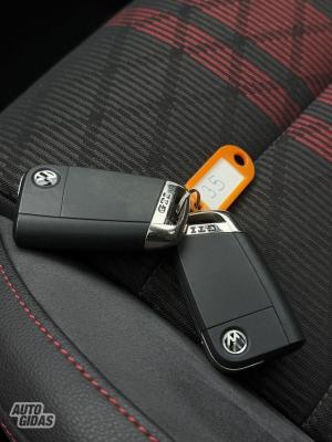 Balts Volkswagen Golf 2019 Viļņa, ar dzinēja tilpumu 2.00 L un nobraukumu 65 tūkst. km par 25000 €, foto 27 vietnē AUTOMOTO.COM.LV