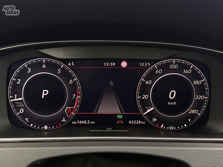 Balts Volkswagen Golf 2019 Viļņa, ar dzinēja tilpumu 2.00 L un nobraukumu 65 tūkst. km par 25000 €, foto 31 vietnē AUTOMOTO.COM.LV