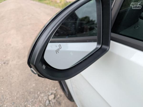 Balts Volkswagen Golf 2019 Panevēža, ar dzinēja tilpumu 2.00 L un nobraukumu 14 tūkst. km par 23000 €, foto 6 vietnē AUTOMOTO.COM.LV