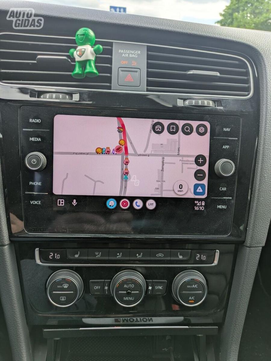 Balts Volkswagen Golf 2019 Panevēža, ar dzinēja tilpumu 2.00 L un nobraukumu 14 tūkst. km par 23000 €, foto 15 vietnē AUTOMOTO.COM.LV