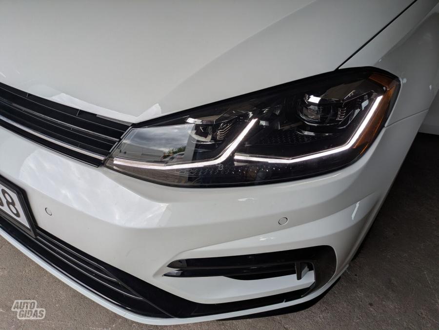 Balts Volkswagen Golf 2019 Panevēža, ar dzinēja tilpumu 2.00 L un nobraukumu 14 tūkst. km par 23000 €, foto 16 vietnē AUTOMOTO.COM.LV