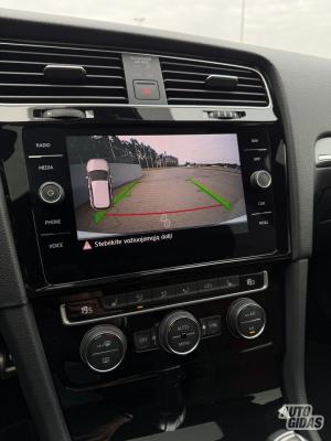 White Volkswagen Golf 2019 in Vilnius, with an engine capacity of 2.00 L and mileage of 65 thousand km for 25000 €, photo 24 on AUTOMOTO.COM.LV