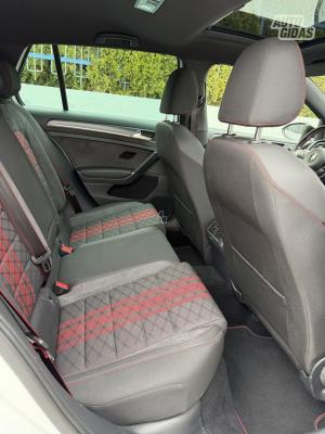 White Volkswagen Golf 2019 in Vilnius, with an engine capacity of 2.00 L and mileage of 65 thousand km for 25000 €, photo 30 on AUTOMOTO.COM.LV