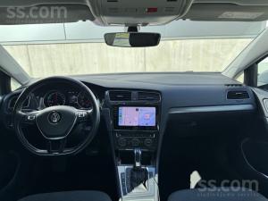 White Volkswagen Golf 2019 in Riga, with an engine capacity of 1.60 L and mileage of 88 thousand km for 11000 €, photo 9 on AUTOMOTO.COM.LV