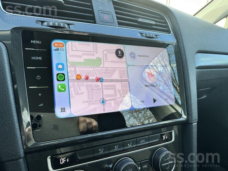 White Volkswagen Golf 2019 in Riga, with an engine capacity of 1.60 L and mileage of 88 thousand km for 11000 €, photo 11 on AUTOMOTO.COM.LV
